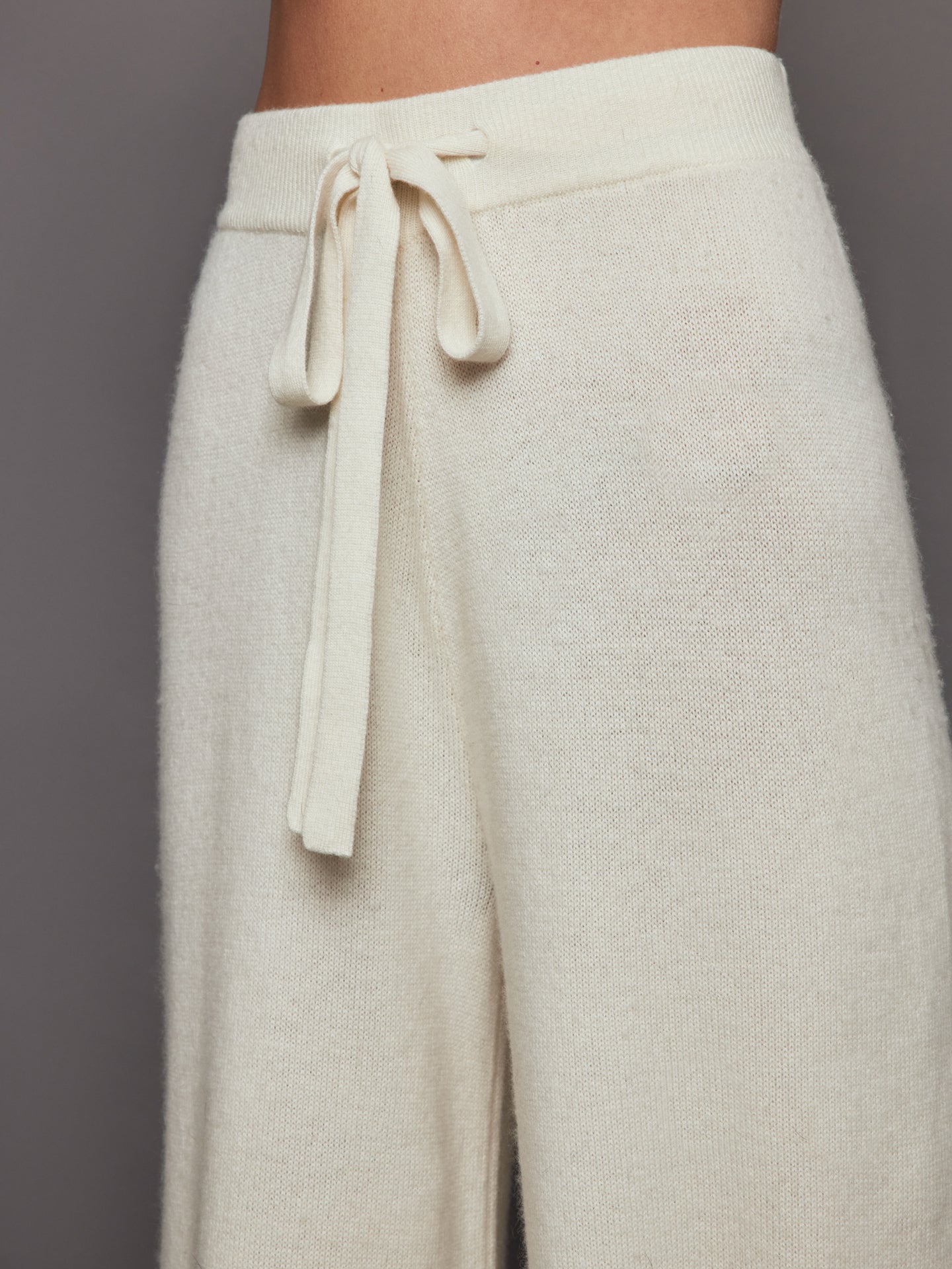 Lexington Pants - Creamy White – Carbon38