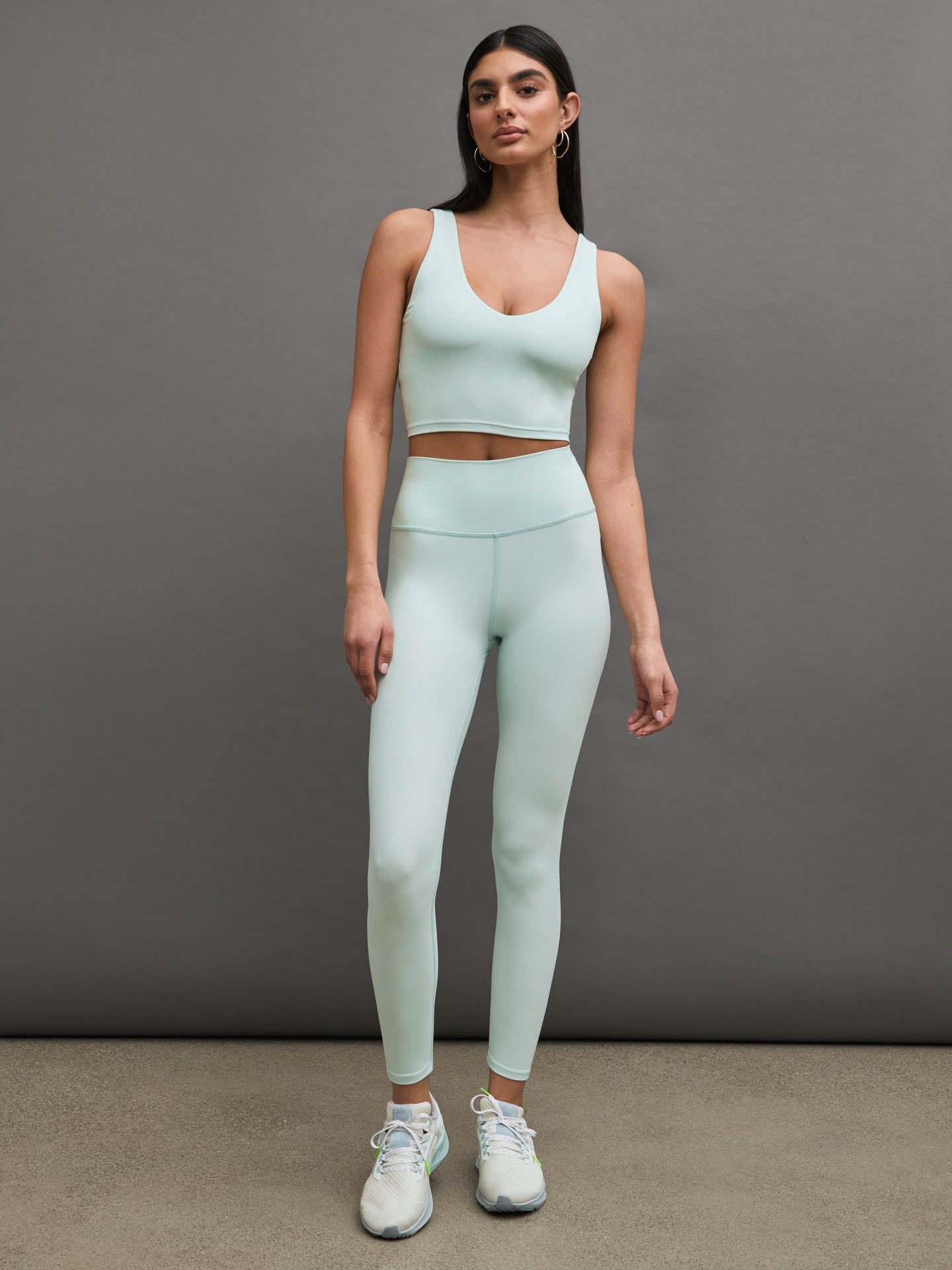 V-Neck Longline Bra in Melt - Clearly Aqua – Carbon38