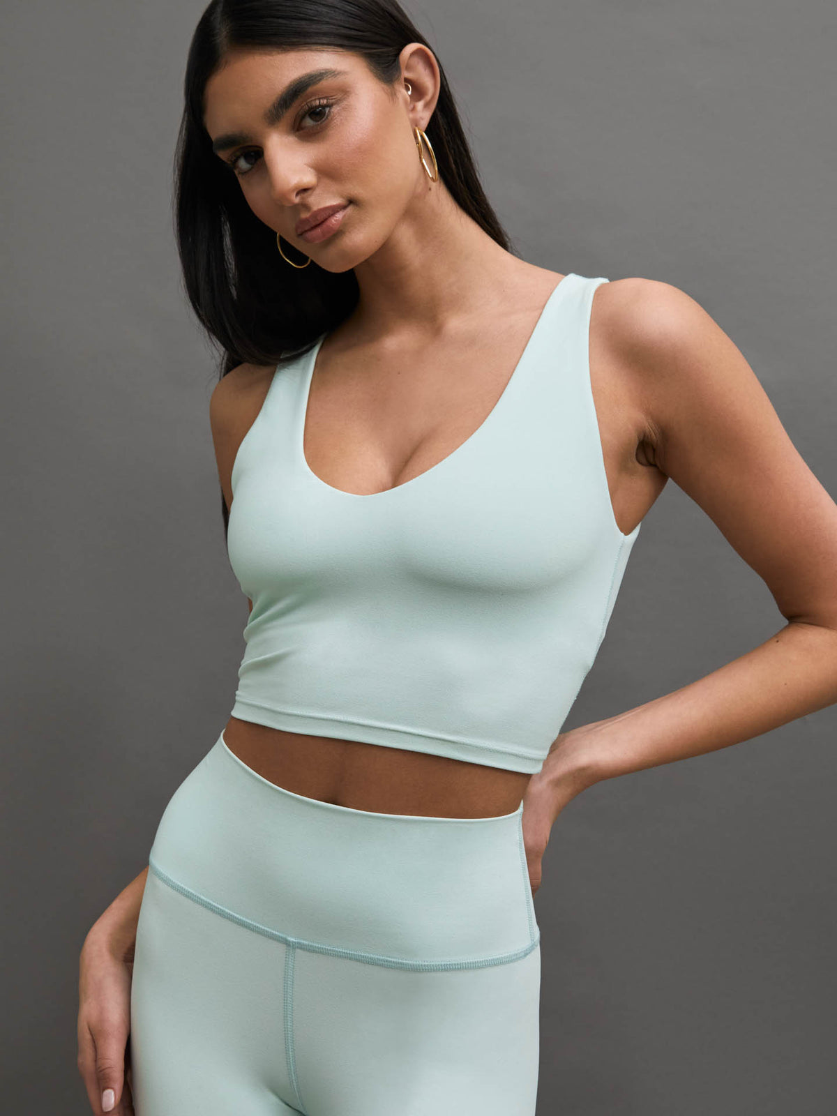 V-Neck Longline Bra in Melt - Clearly Aqua – Carbon38